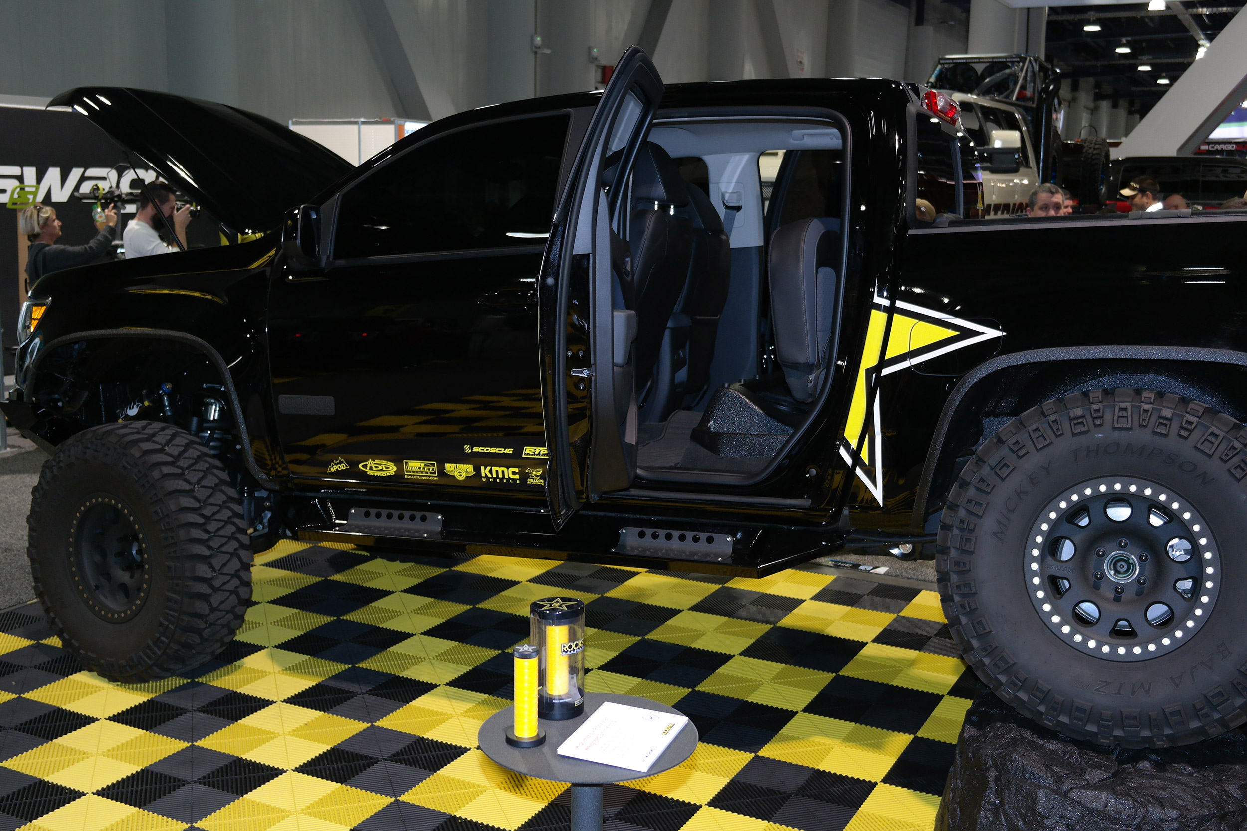 2015 SEMA Show - Pics of Colorados & Canyons | Chevy Colorado & GMC Canyon